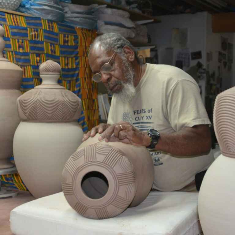 Visiting Artist Workshop – David MacDonald: Making and Decorating Wheel-thrown Forms – Baltimore ...